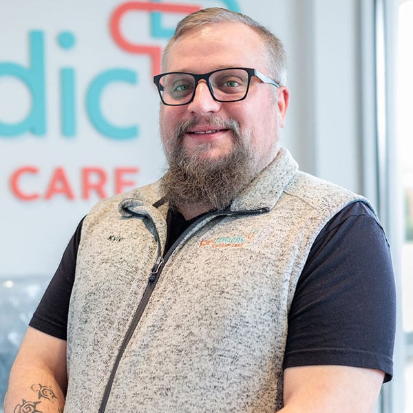 Warwick, RI - PetMedic Urgent Care Vet Clinic